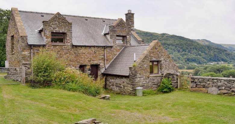 Historic Accommodation in Wales - Historic UK