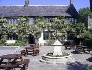 Country House Hotels in Devon - Historic UK