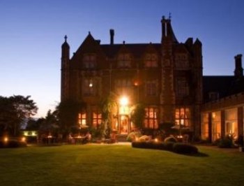 Historic Accommodation in England - Historic UK