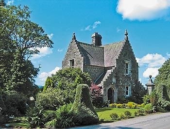 Historic Accommodation in Dumfries & Galloway - Historic UK