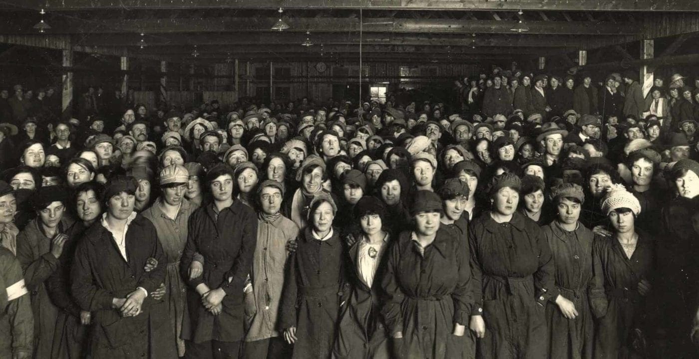 The Barnbow Lasses, World War I factory workers