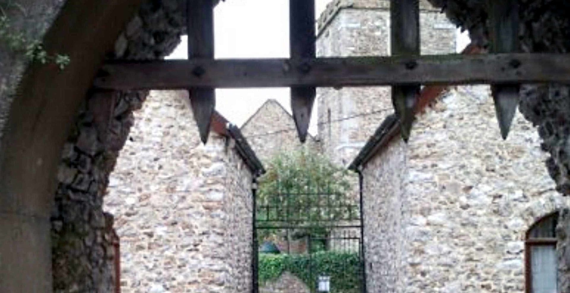 Britain's Narrowest Street - Parliament Street, Exeter