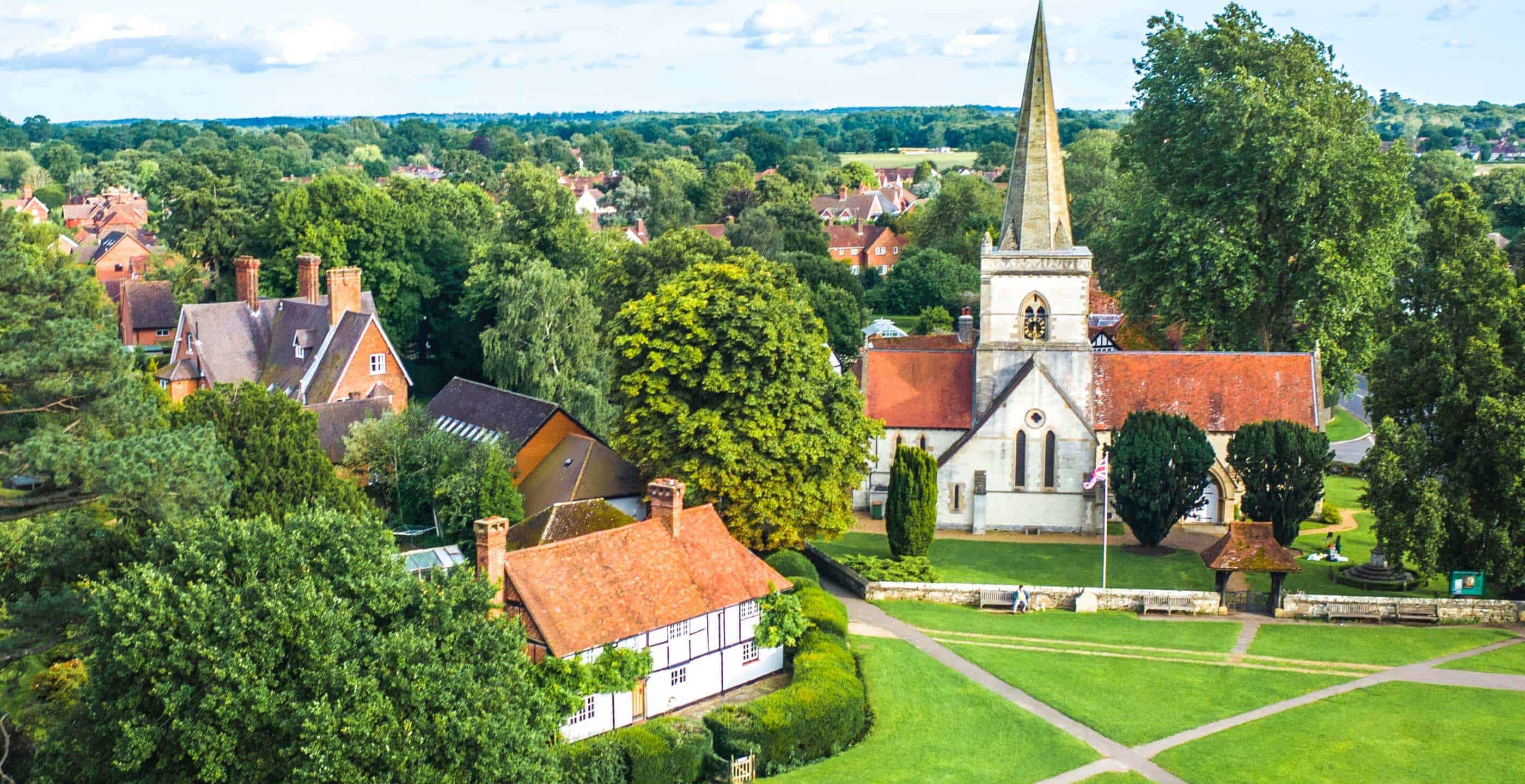 Country House Hotels in Surrey - Historic UK