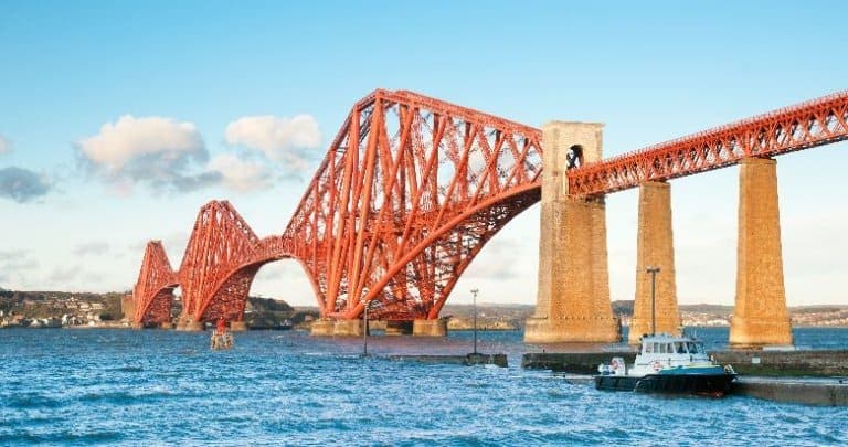 Top 10 History Tours in Britain - Historic UK
