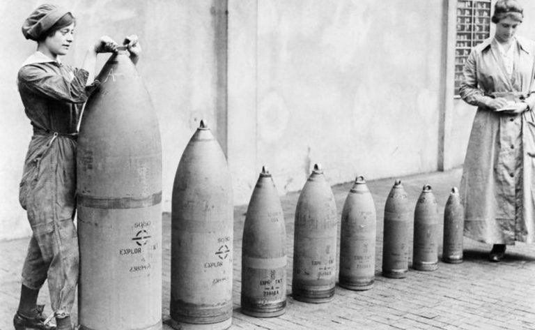 The Barnbow Lasses, World War I factory workers