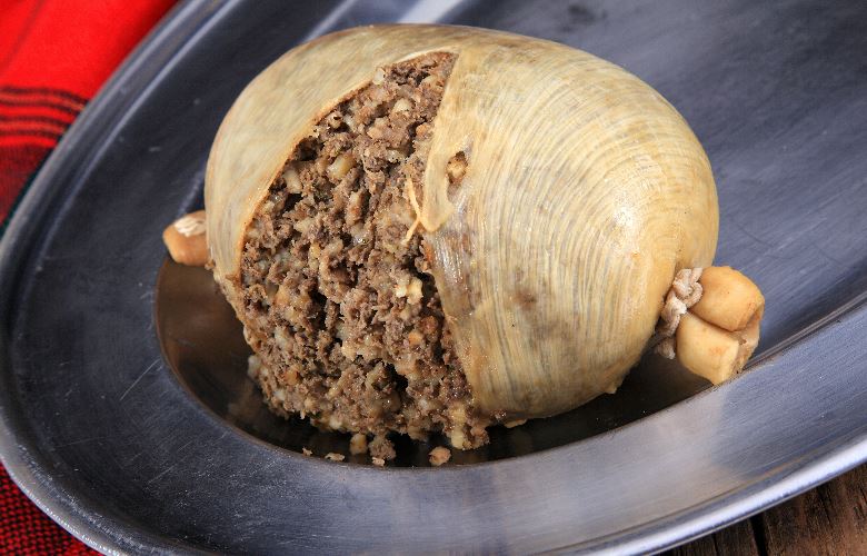 Haggis, national dish of Scotland | Historic UK