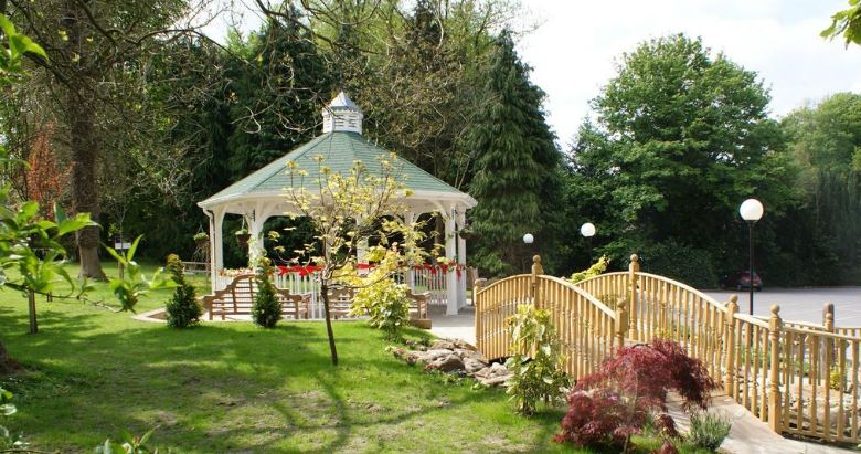 Luxury Country House Hotels in West Yorkshire - Historic UK