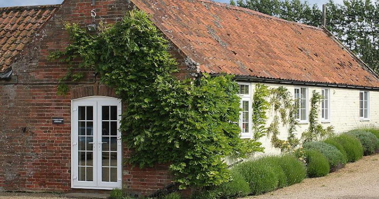 Holiday Cottages to Rent on a Farm - Historic UK