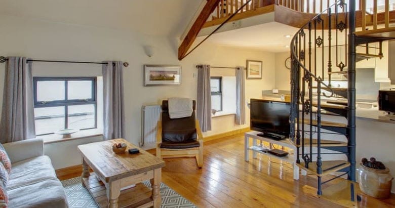 Holiday Cottages by the Sea - Historic UK