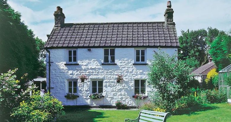 Historic Accommodation in Wales - Historic UK