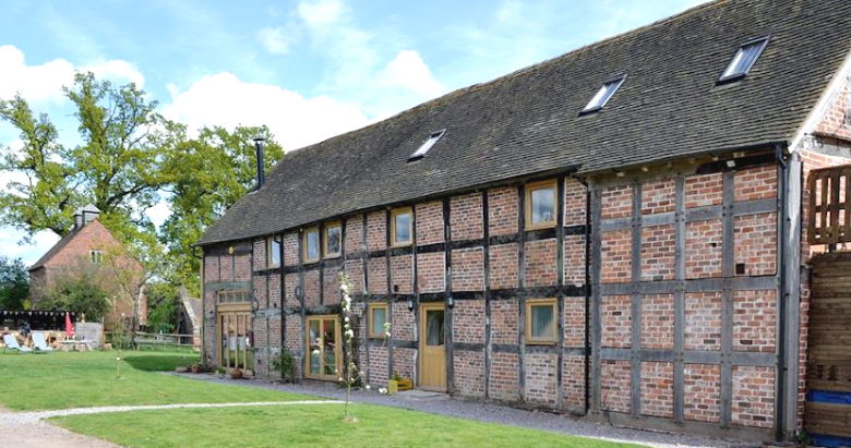 Historic Accommodation in England - Historic UK