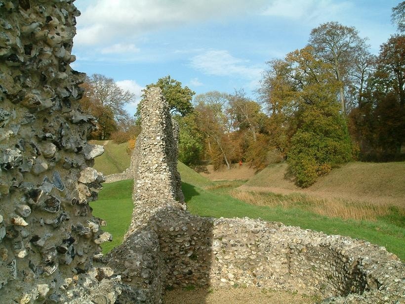 Berkhamsted Castle, Hertfordshire - Historic UK