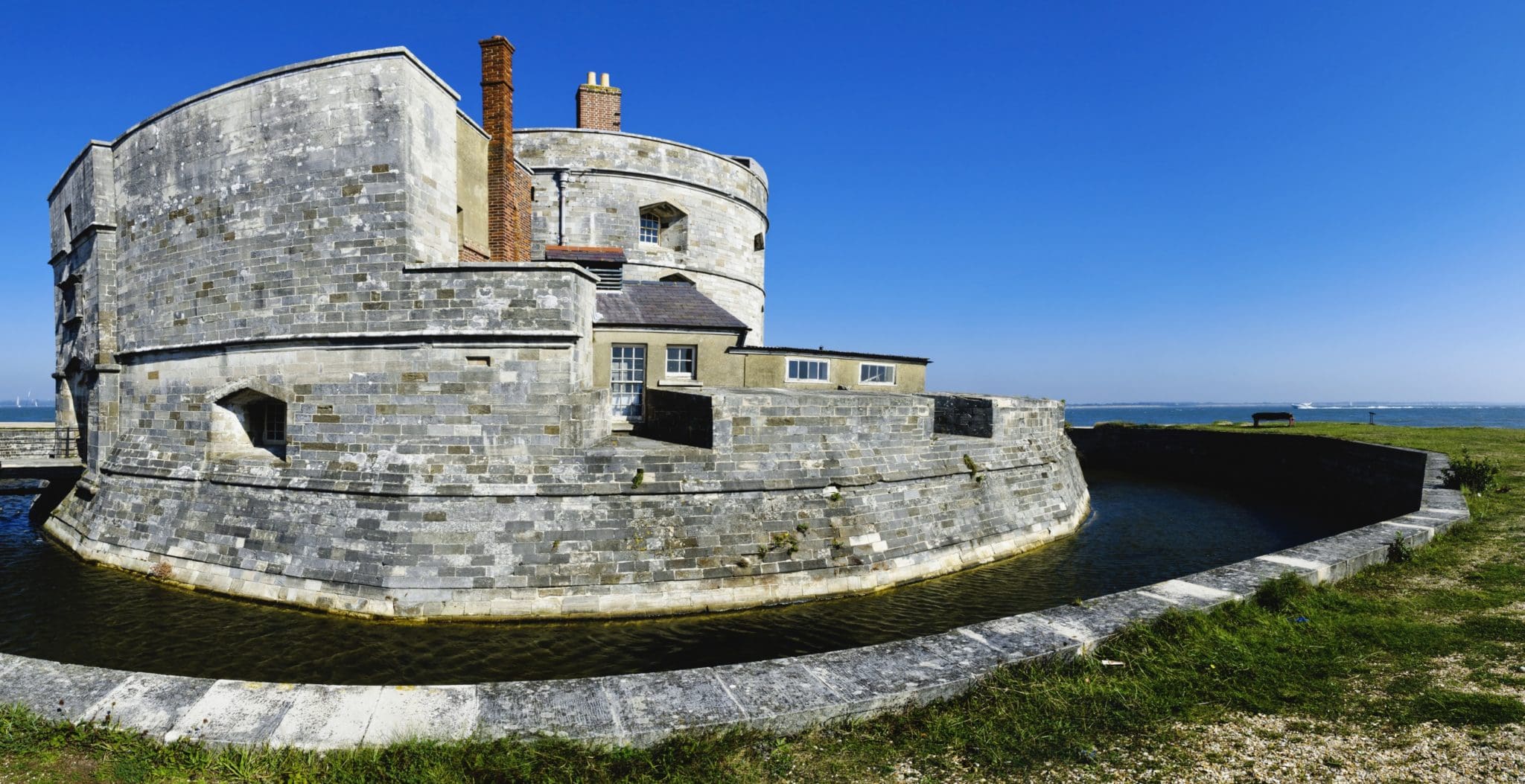 Calshot Castle, Hampshire - Historic UK