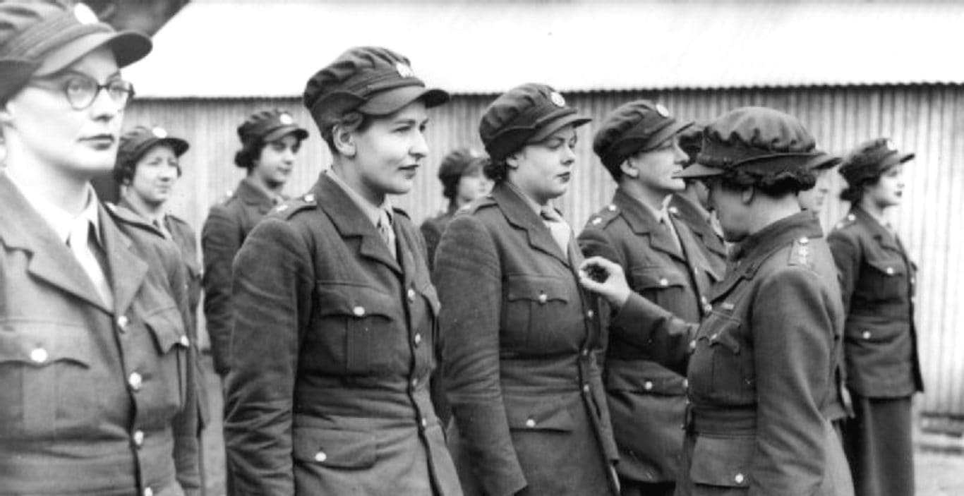 Warbirds and War Balloons: Operation Outward - Historic UK