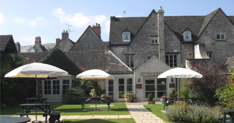 Luxury Country House Hotels in the Cotswolds - Historic UK