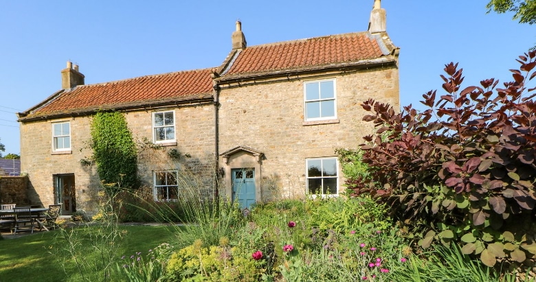 Historic Accommodation in England - Historic UK