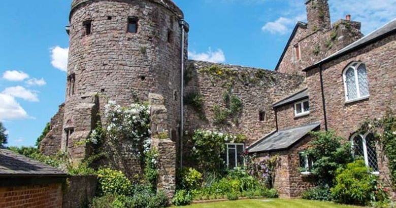 Historic Holiday Cottages in the UK