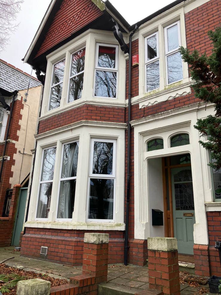 Growing Up In Cardiff: A Wartime Childhood - Historic UK