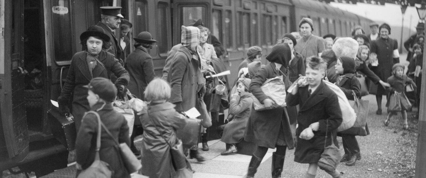 Operation Pied Piper: British Evacuees - Historic UK